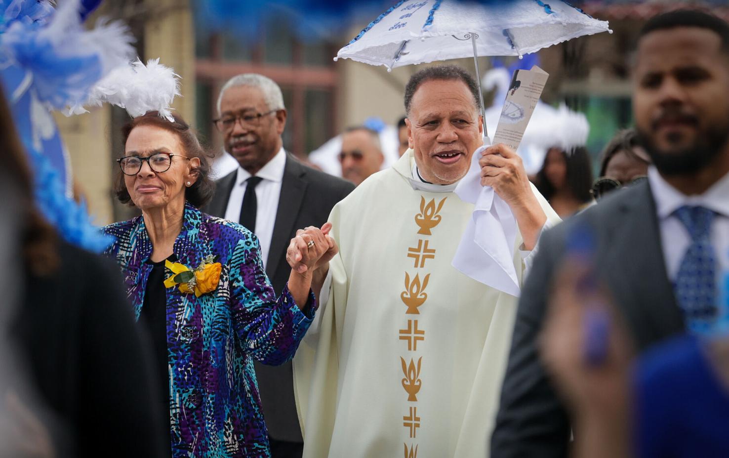 Photos: Second-line for 'Dooky' Chase III held Thursday during funeral ...