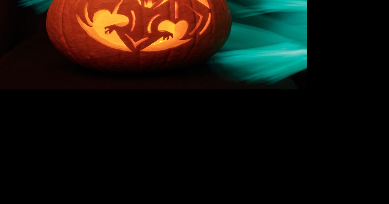 How to carve a fancy jack-o-lantern pumpkin in 10 steps | Entertainment ...