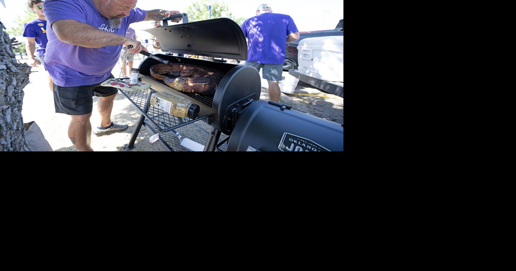 LSU DH Cade Beloso's dad grills a gator ahead of CWS Game 2 | LSU ...