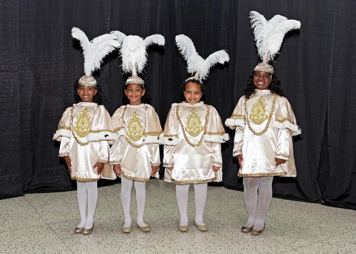 Nell Nolan: Original Illinois Club Ball; Lauren Dixon deb party; Alicia ...