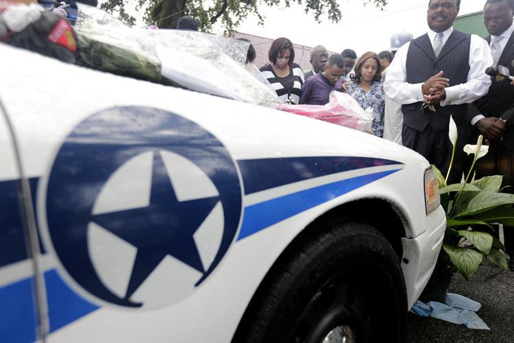 NOPD's Rodney Thomas remembered at vigil as always putting others first ...