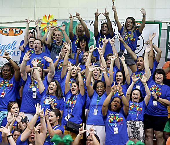 The Slidell Learning Community throws a back to school pep rally | St ...