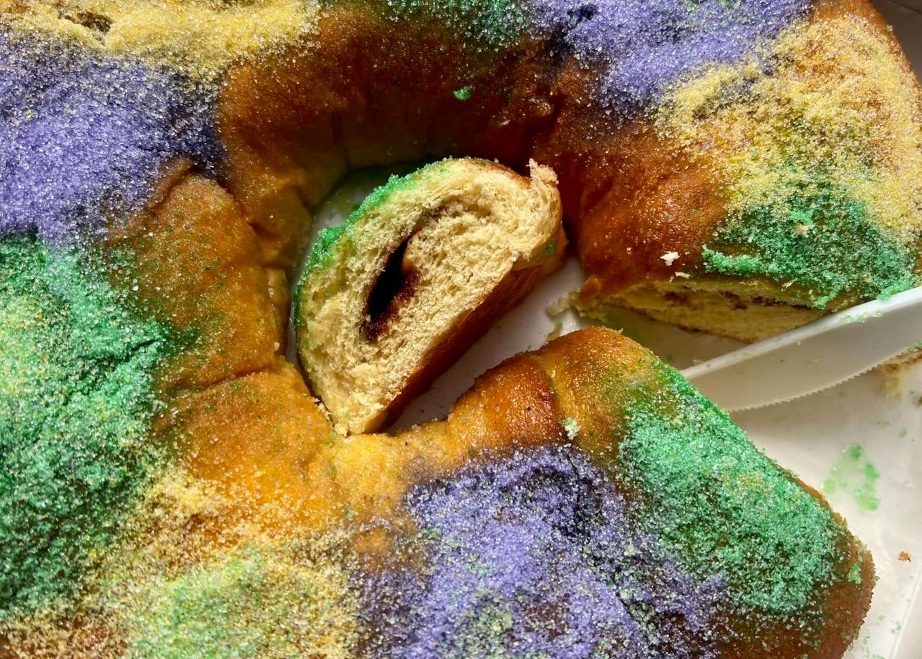 King cakes classic and new to try at NOLA Mardi Gras 2025 | Where NOLA ...