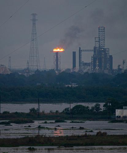 Fires at Chalmette Refining, Valero Meraux, caused releases of sulphur ...