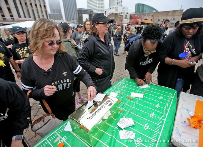 NOLA No-Call Jazz Funeral and Second-Line Parade: photos ...