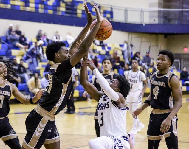 Bonnabel boys handle Holy Cross in basketball | Prep Sports | nola.com