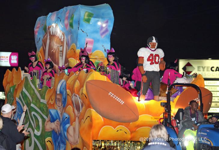 Krewe of Isis rolls in Metairie: See photos from the parade | Archive ...