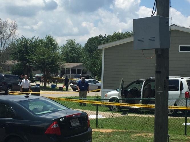 Ambush leaves 3 shot dead in Alabama, ends in suicide of suspect in ...