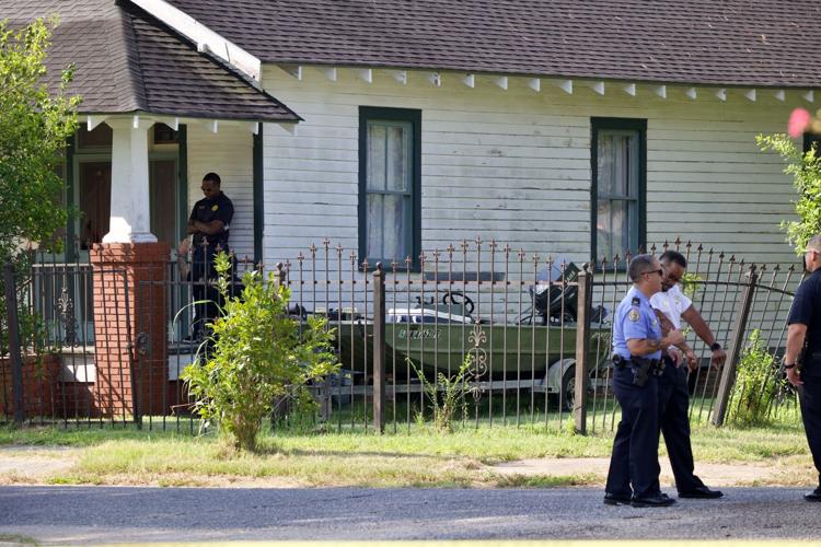 Police arrest naked man detained for questioning | Crime/Police | nola.com