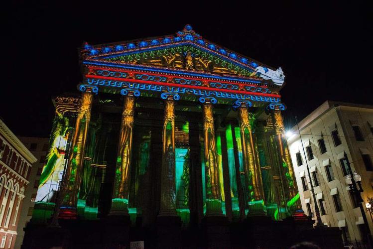 Photos: Gallier Hall lights | News | nola.com