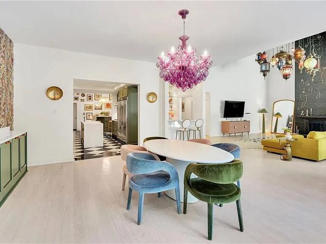 An Uptown house for sale was once home to a famous artist | Home/Garden ...