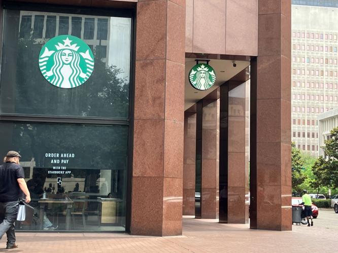 Starbucks Poydras Street workers to vote on forming a union | Business ...