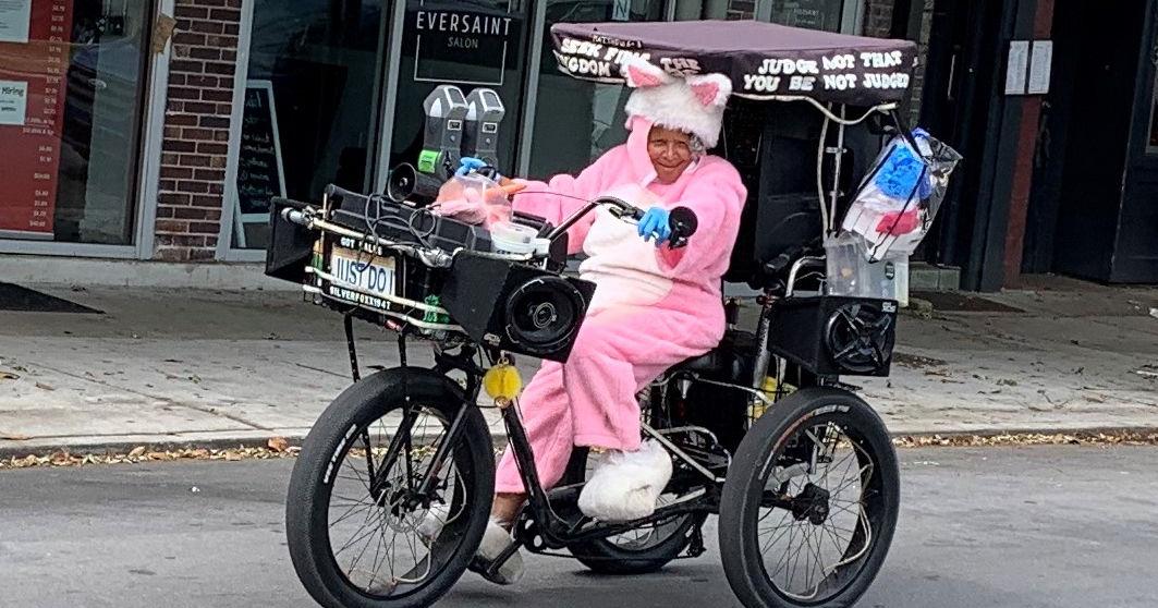 Tricycle-riding Queen of Bourbon Street in traffic collision | News ...