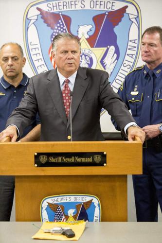 Sheriff calls on FBI to investigate forceful arrest of alleged 'cold ...