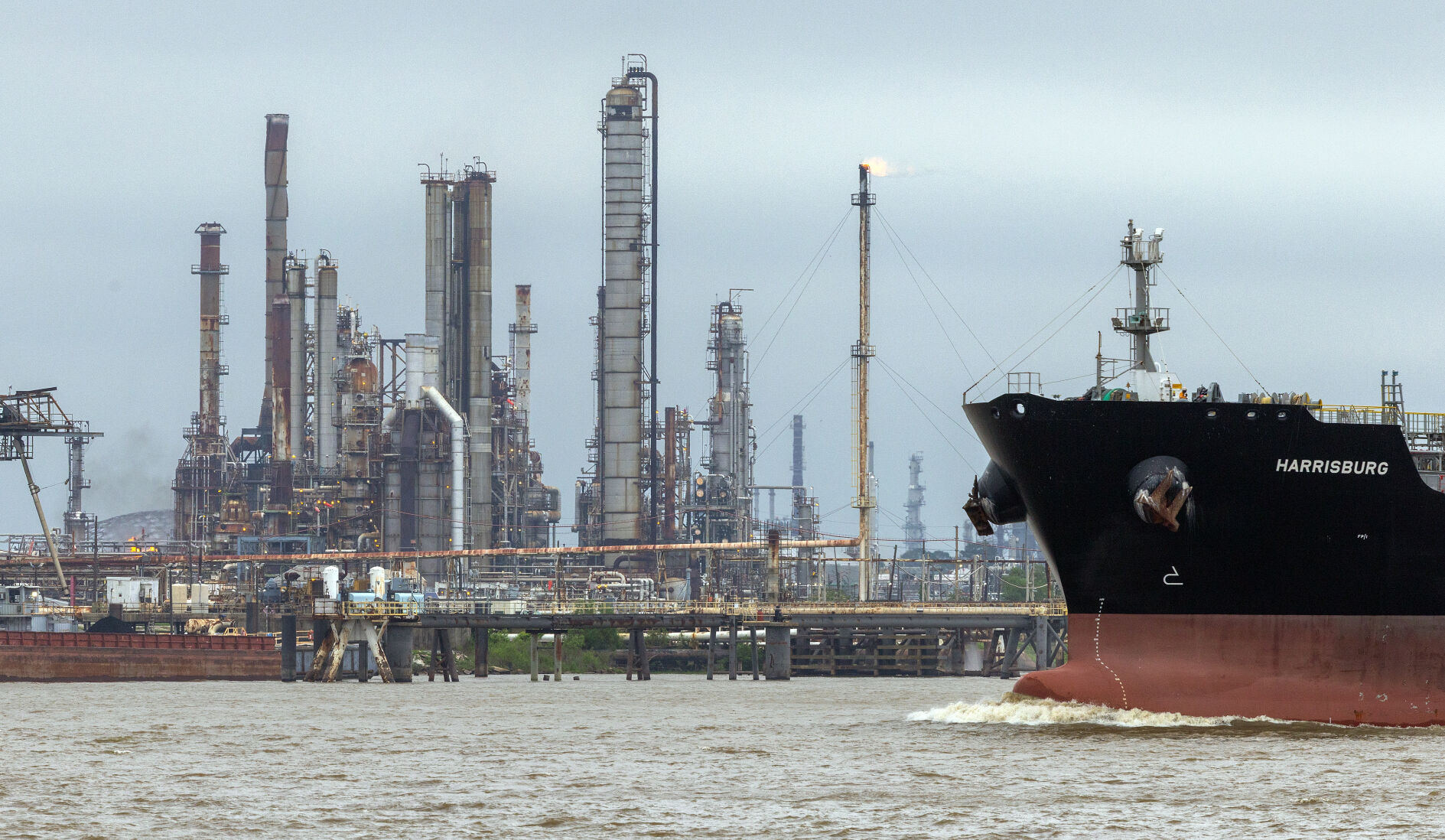 Louisiana agency releases air quality in Chalmette explosion ...