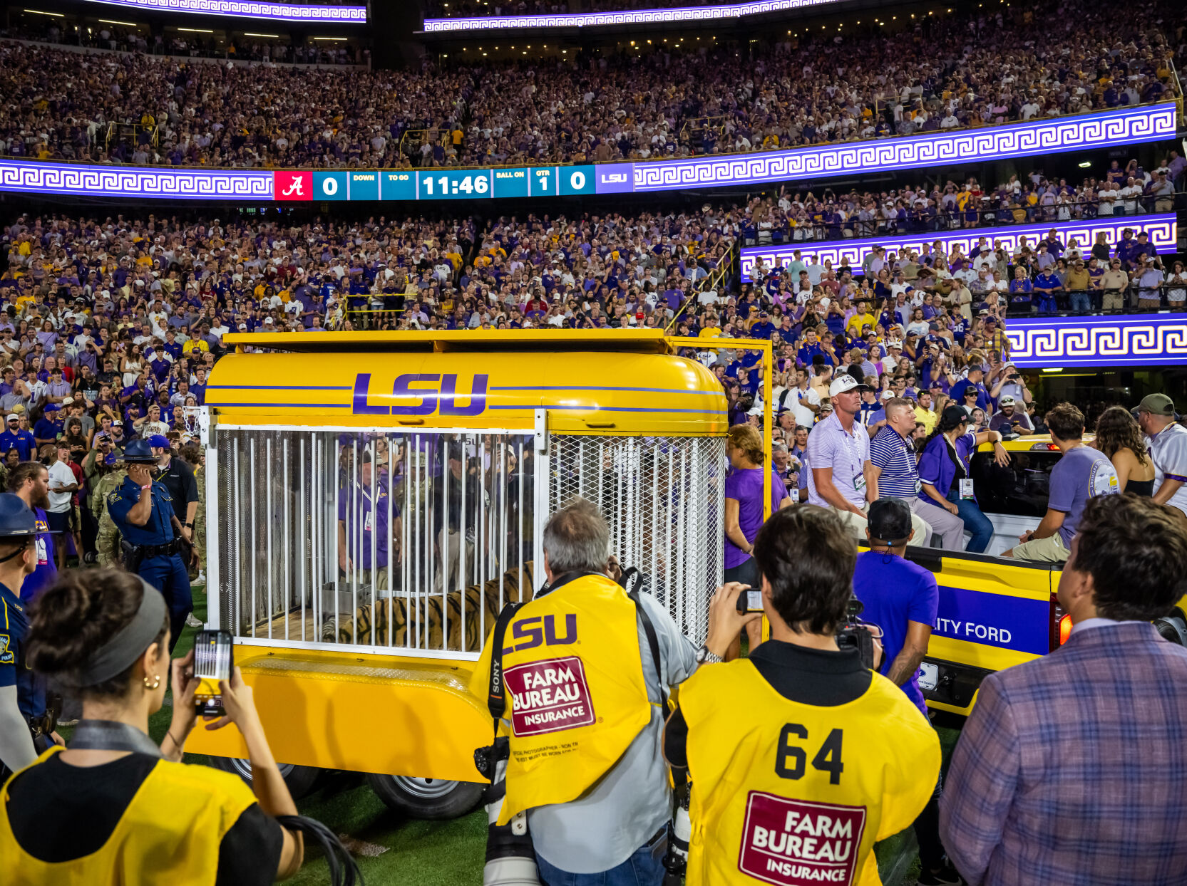 LSU student threatened Jeff Landry over tiger, police say | Crime ...
