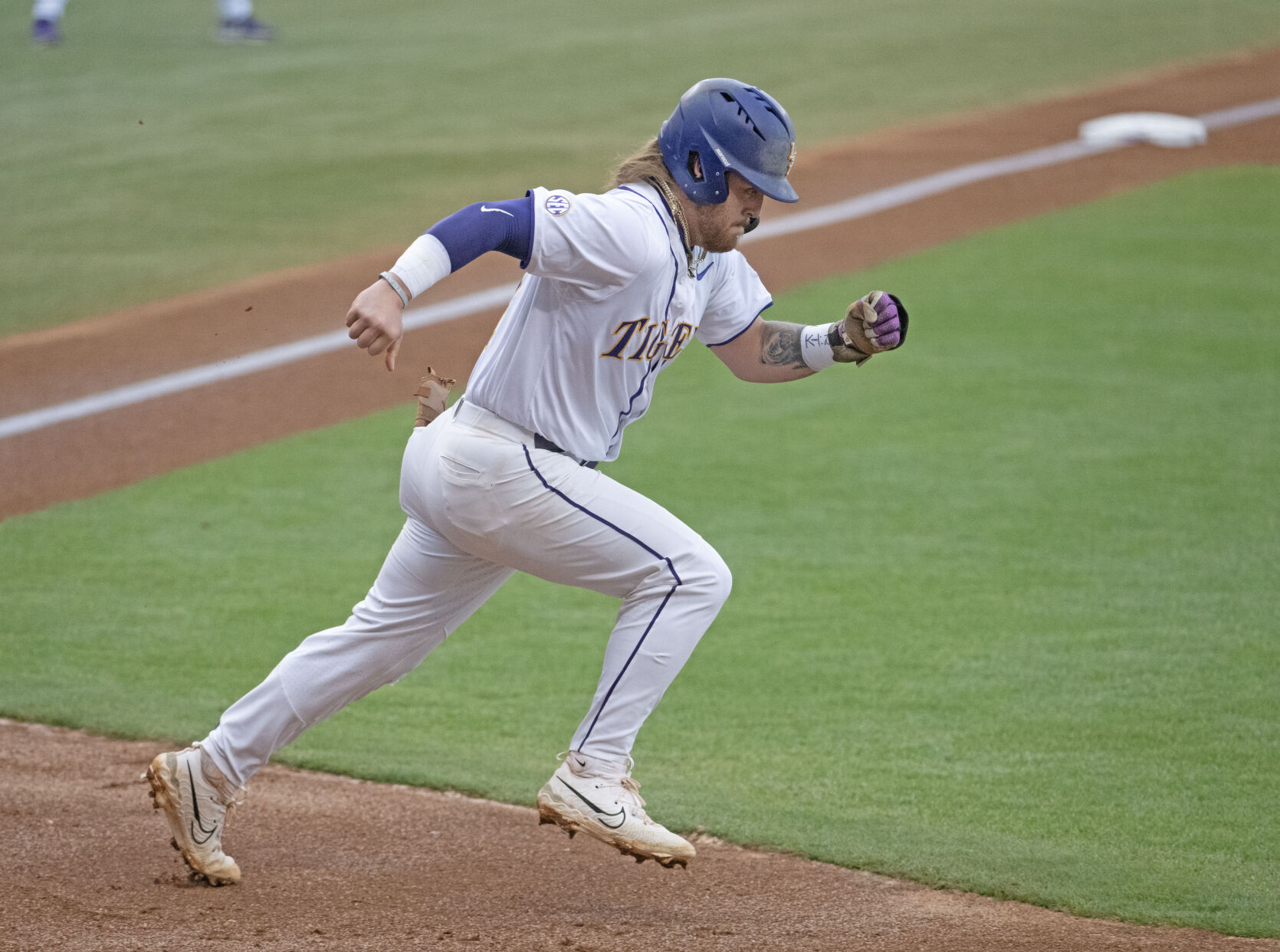 Pitching struggles and Tommy White's big weekend: 5 LSU takeaways from ...