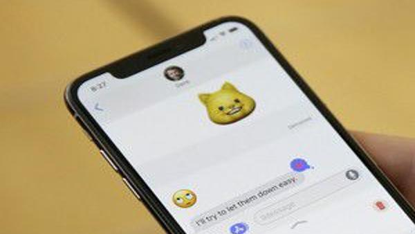 iphone typing glitch