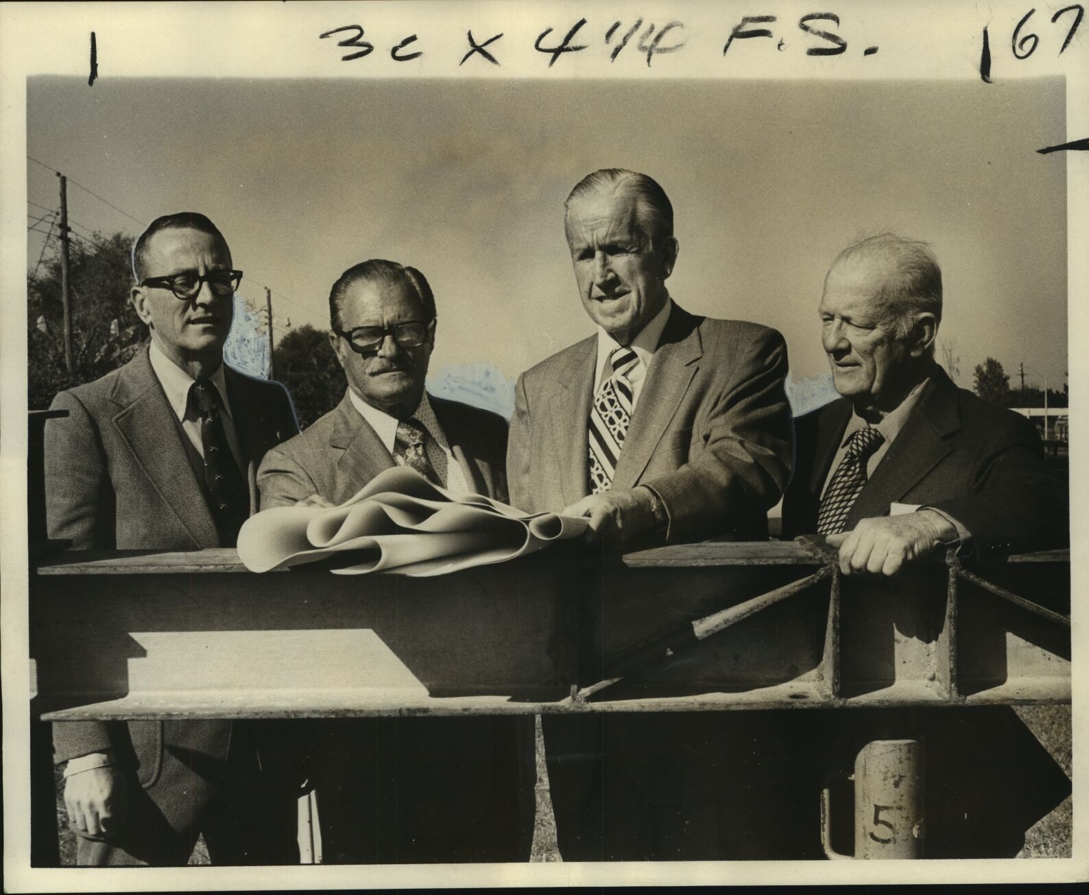 Terrytown Library turns 50 with party, new community garden ...