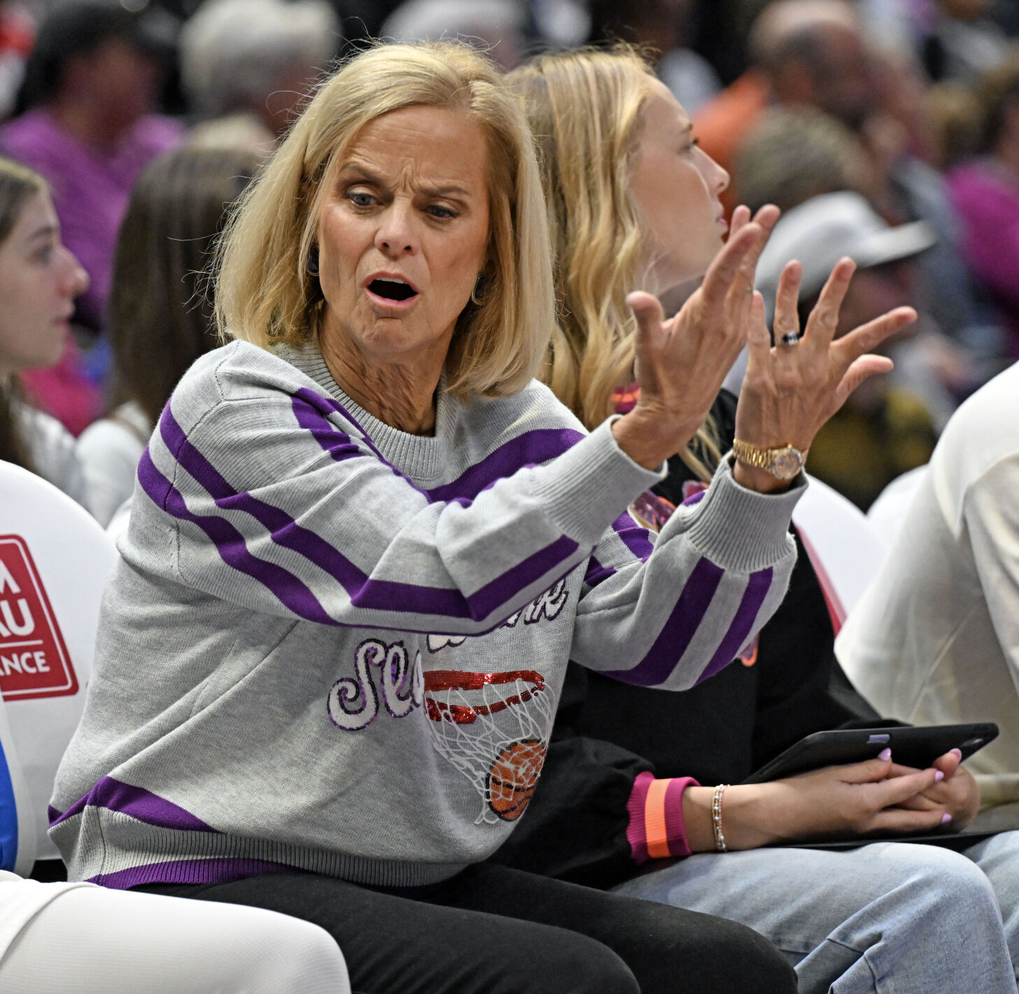 Kim Mulkey 'heartbroken' after LSU, AD Scott Woodward split | LSU ...