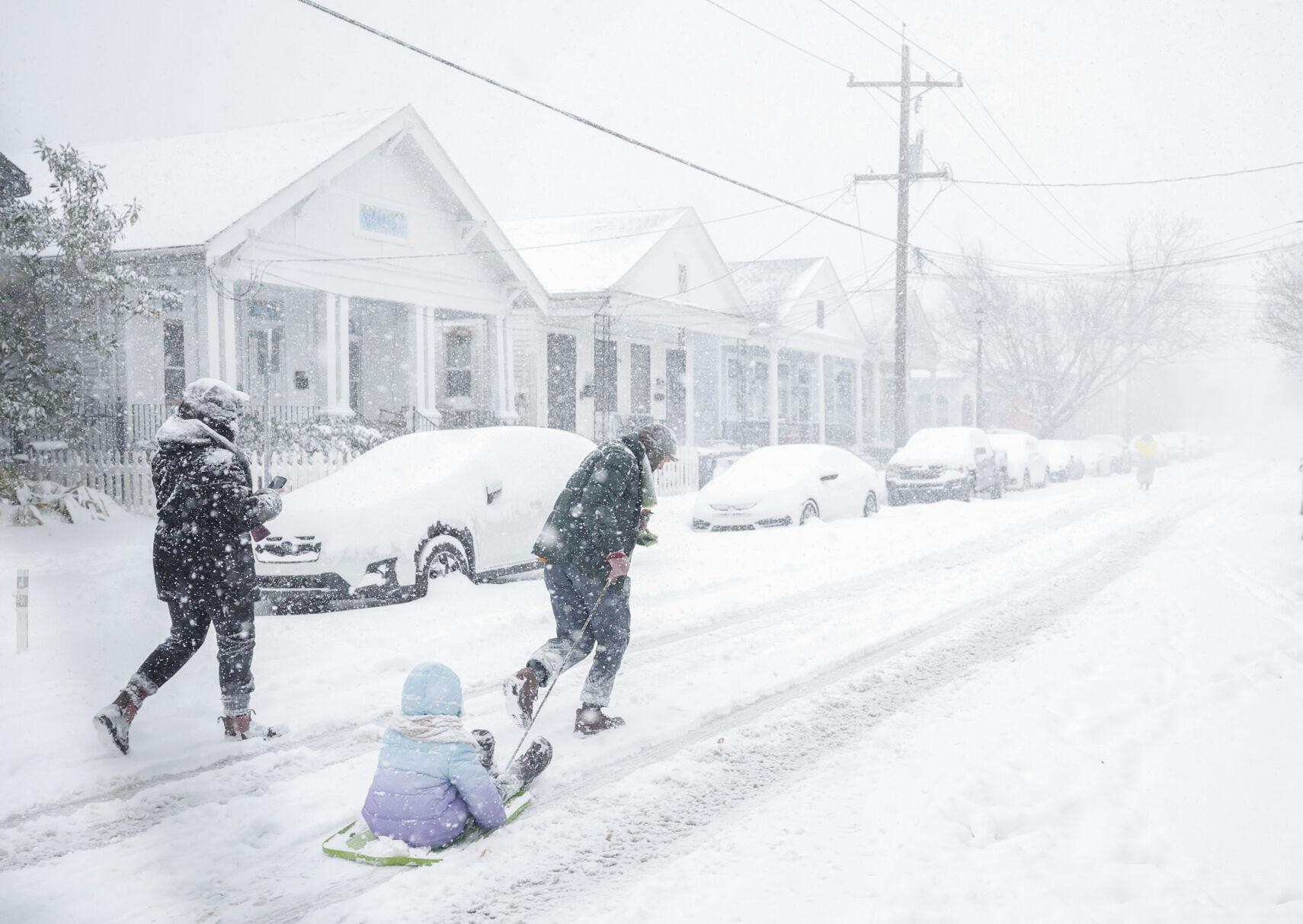 Photos: Rare New Orleans snow day means sliding, snowballs and selfies ...