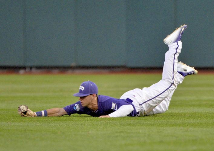 LSU vs. TCU chat and in-game updates: CWS rematch with seasons on the ...