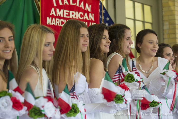 That's amore at Italian American Marching Club pre-parade party ...