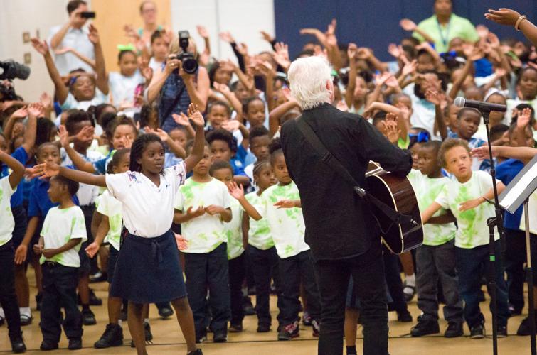 Photos: Turnaround Arts program launched at Renew Academy | Photos ...