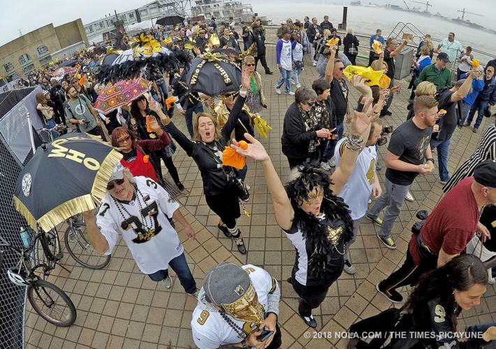 NOLA No-Call Jazz Funeral and Second-Line Parade: photos ...
