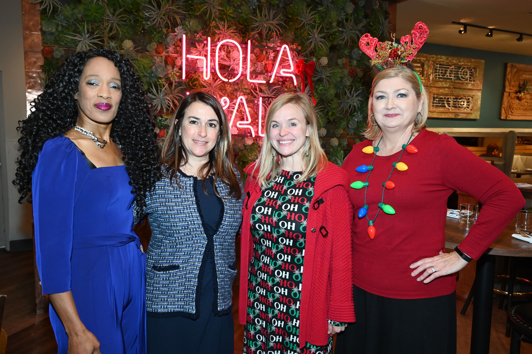 Party Central: 'Hats and Horses' gala, Sideline Pass luncheon | Parties ...