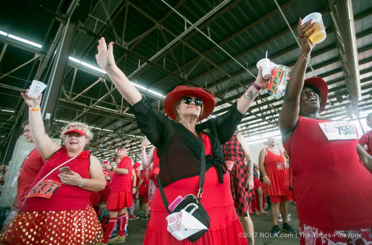 Red Dress Run 2017 started slow and steamy Saturday | Louisiana ...