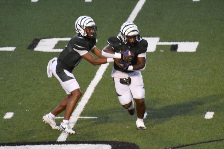 Slidell scores early, forces 5 turnovers in 41-12 victory over Bogalusa ...