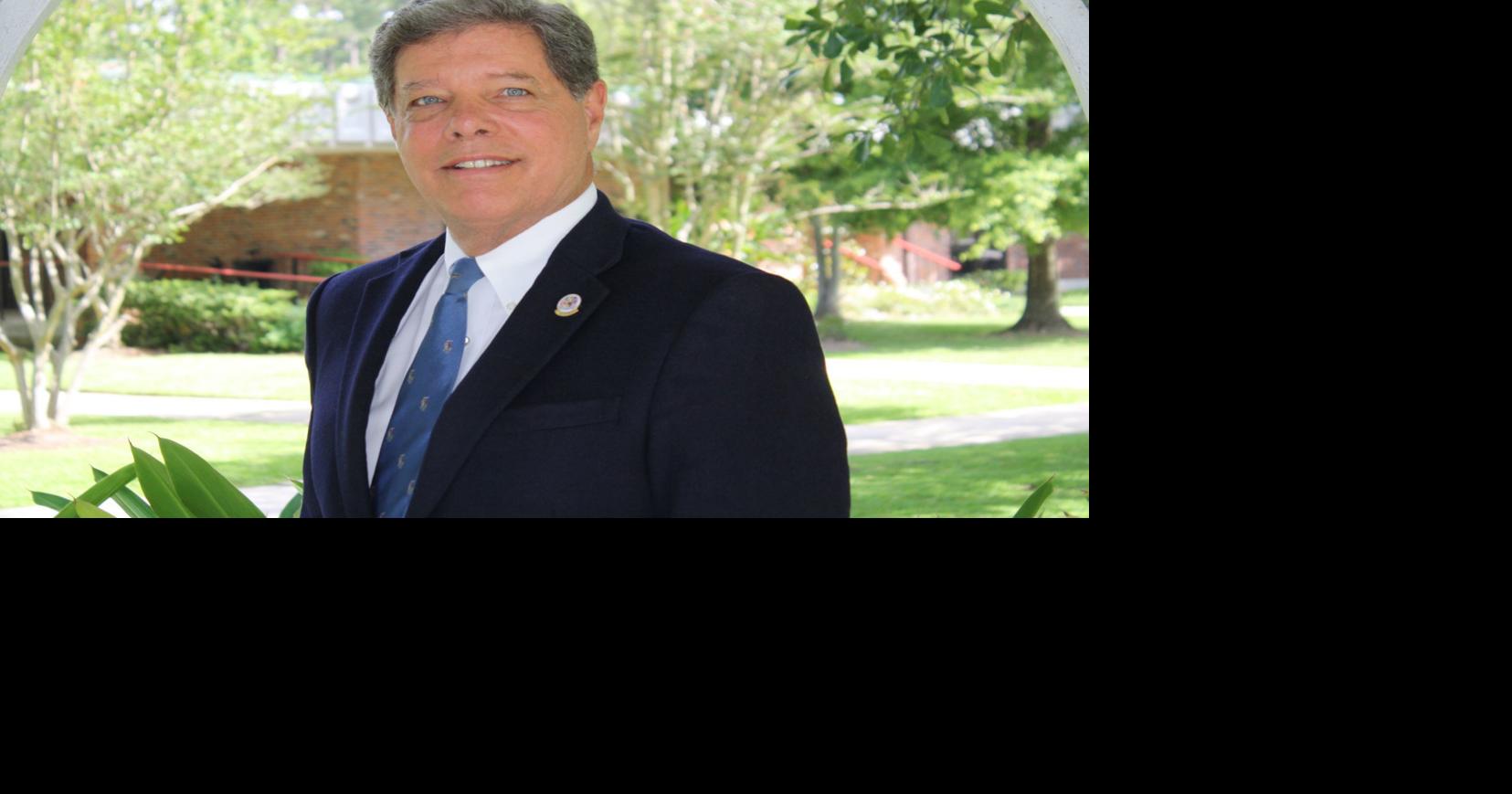 Panel holds 7-hour hearing on ethics charges against Mandeville mayor ...