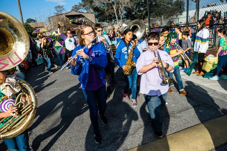 Kehoe-France School Carnival parade engages all ages | Crescent City ...