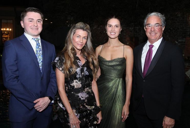 Nell Nolan: 6 Plaza debs, Singley deb, Delmer tea | Entertainment/Life ...