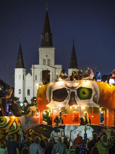 Haunted houses, pumpkin patches, ghostly galas: See our list of New ...