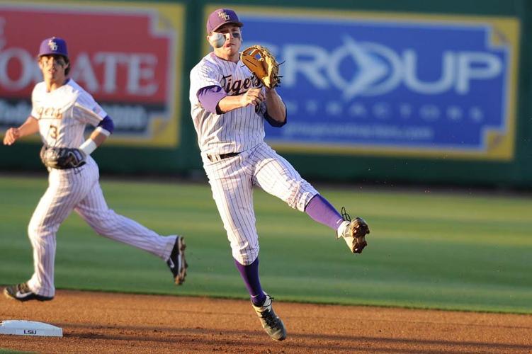 Freshmen shine as LSU baseball knocks off Southern 8-0 | Sports | nola.com