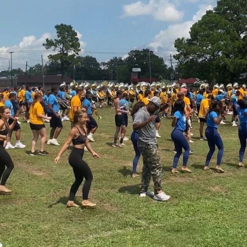 'Cupid Shuffle' brings together LSU, Southern fans in Baton Rouge and ...
