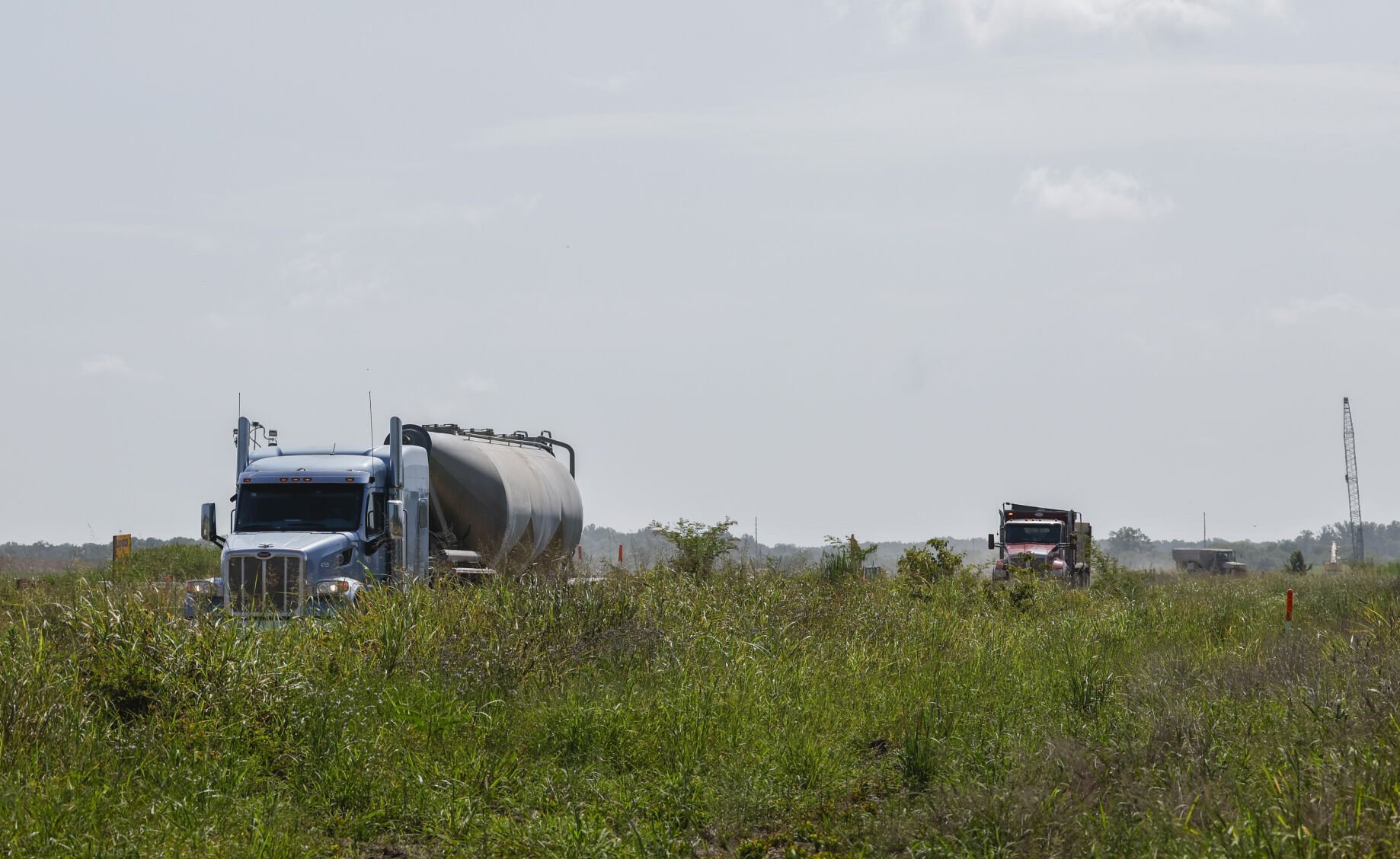 Trump lauds LA Meta data center as rivaling Manhattan's size | Business ...