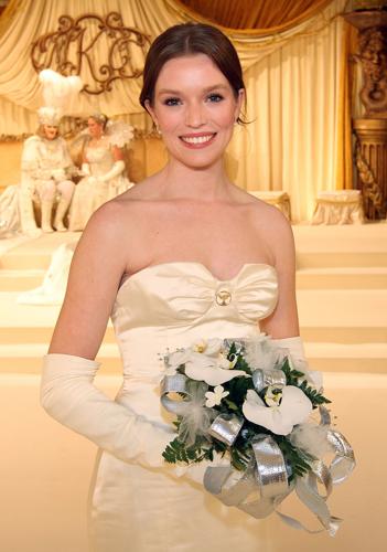 Nell Nolan: Rex ball, Comus ball crown Carnival season | Parties ...