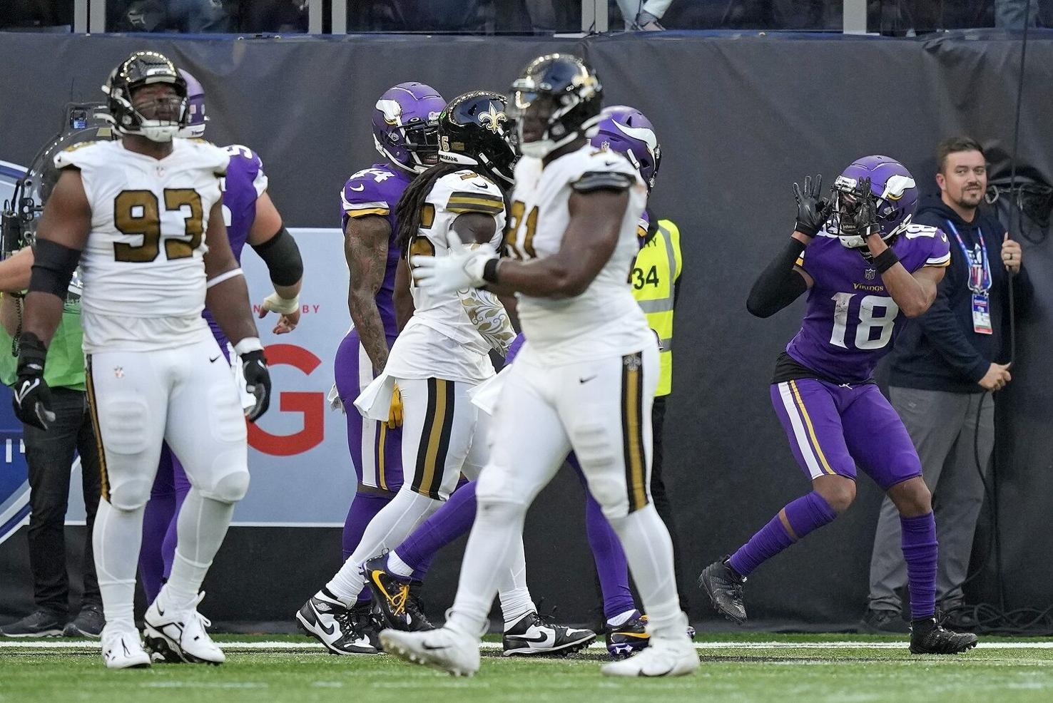 Questionable penalty on Saints DB Tyrann Mathieu leads to Vikings TD ...