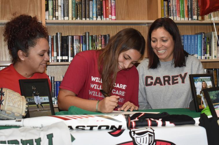 Slidell pitching duo signs to play college softball | St. Tammany ...