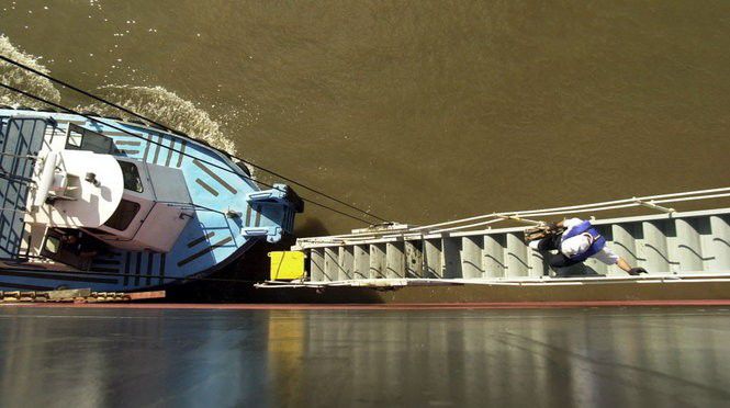 River Pilots: A monopoly on the Mississippi (2001) | Business News ...