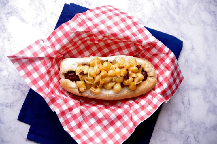 I Eat La: Recipes for BBQ Shrimp Dog, Chipotle Mac and Cheese Dog ...