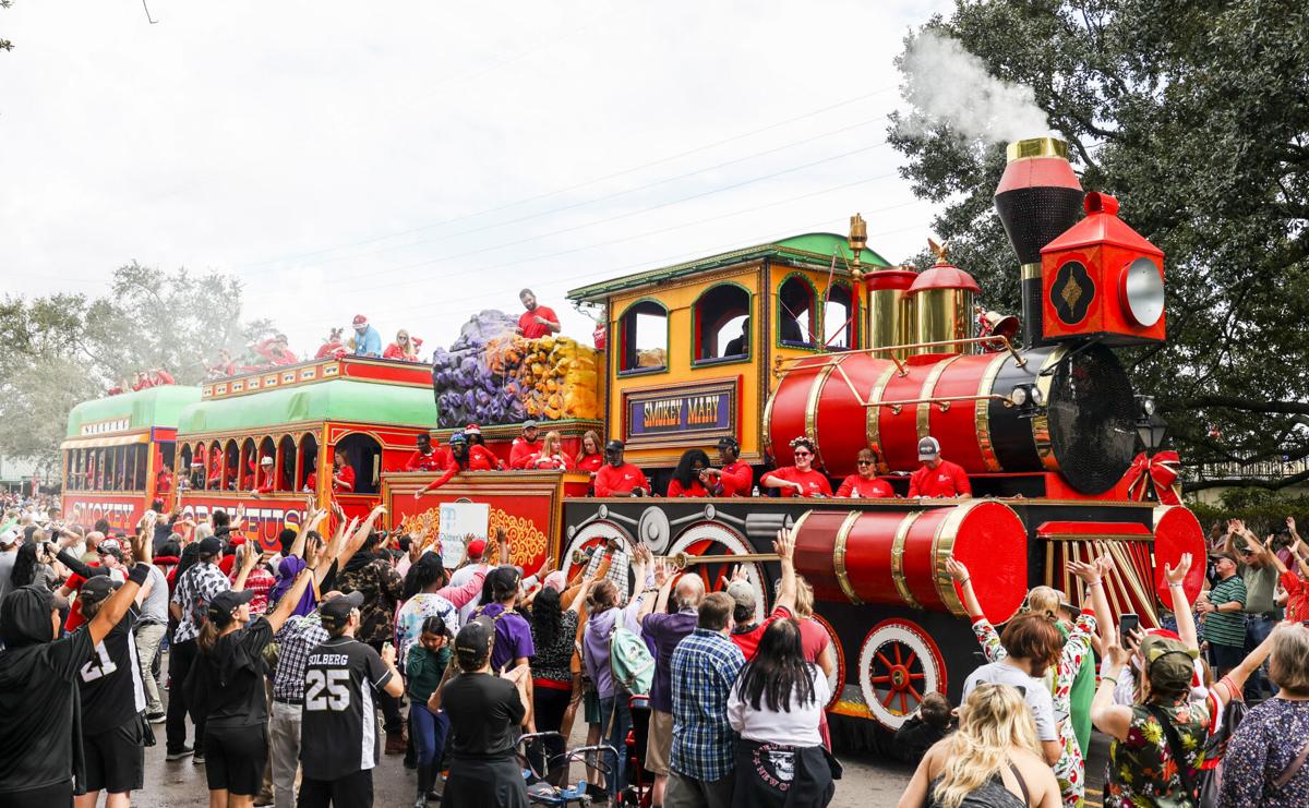 2023 Children’s Hospital New Orleans Holiday Parade returns | Louisiana ...
