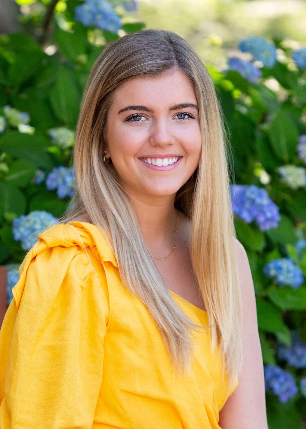 Elves of Oberon avoid calamity in 'Chicken Little' tableau | Parties ...