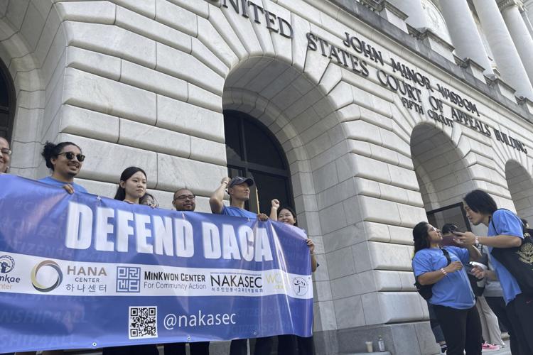 DACA supporters demonstrate at New Orleans courthouse | Courts | nola.com