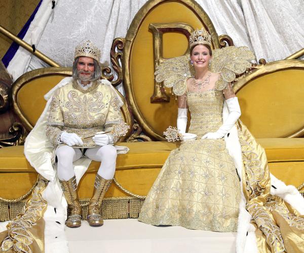 Nell Nolan: Rex ball, Comus ball crown Carnival season | Parties ...