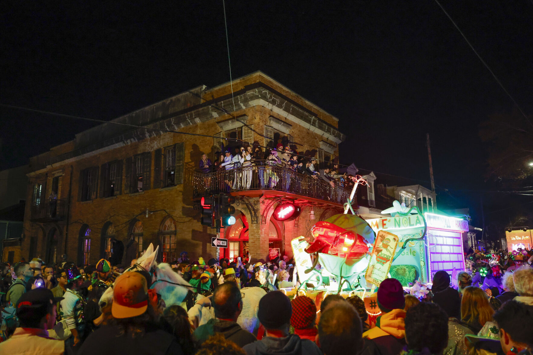 Scrim will be seen in Muses, Krewe du Vieux, Barkus parades | Mardi ...