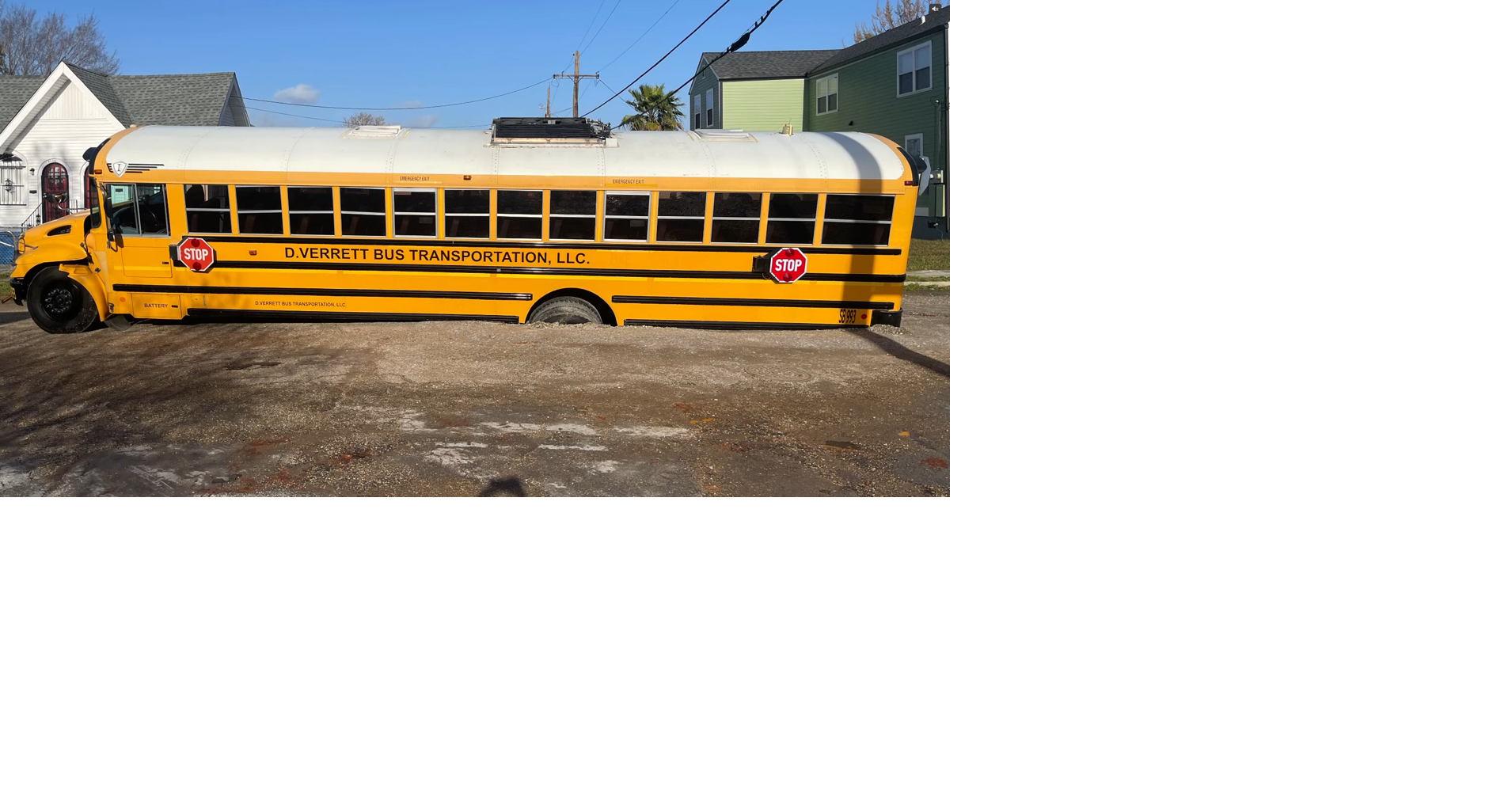 New Orleans school bus transporting students gets stuck sinking pothole ...